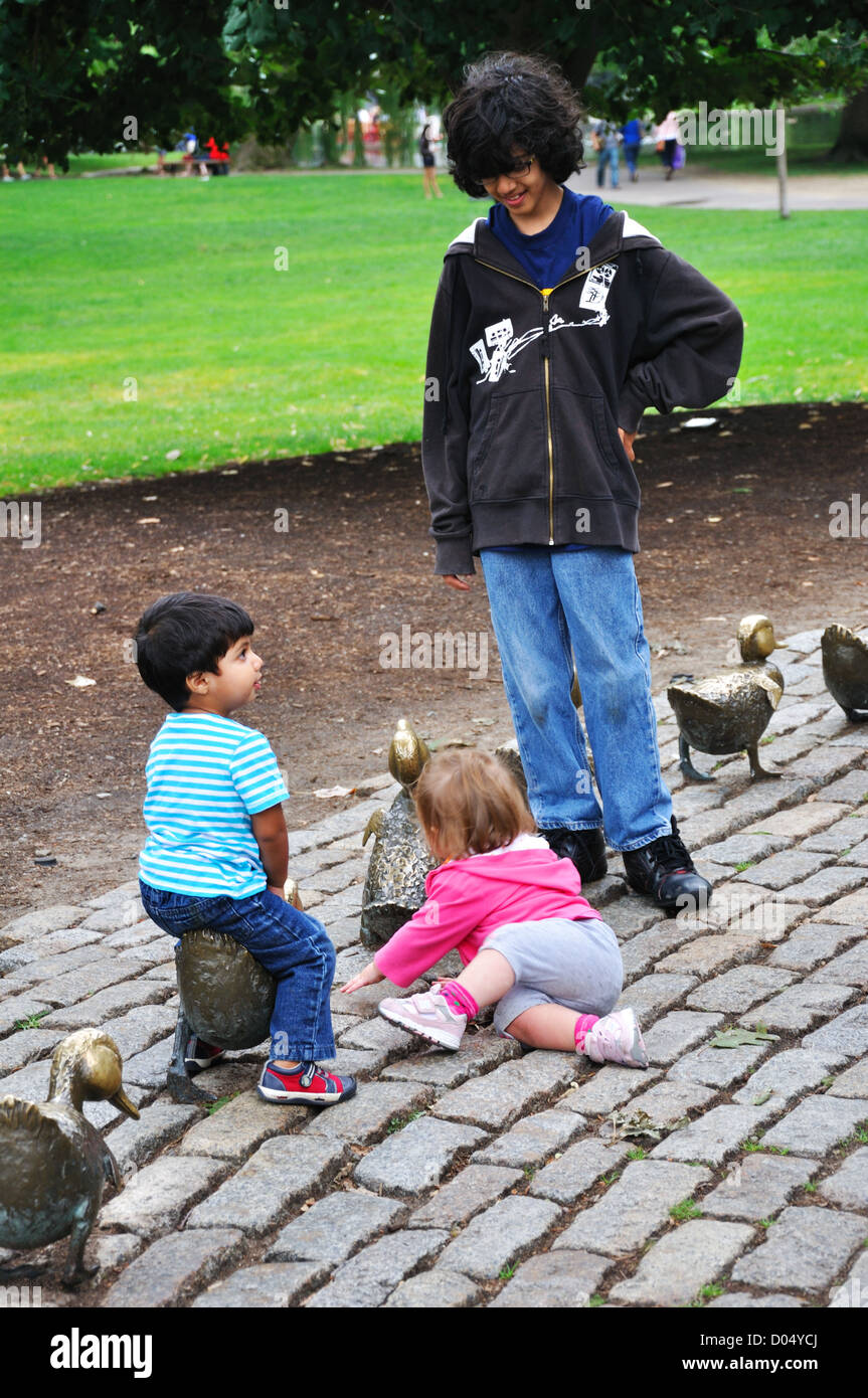 Make Way for Ducklings bronze sculpture in Boston Public Garden, Boston ...
