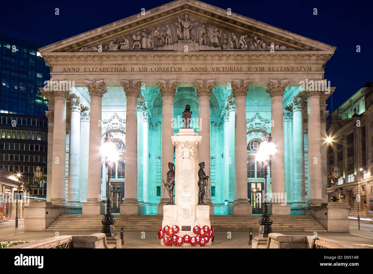 The royal exchange london shopping hi-res stock photography and images ...