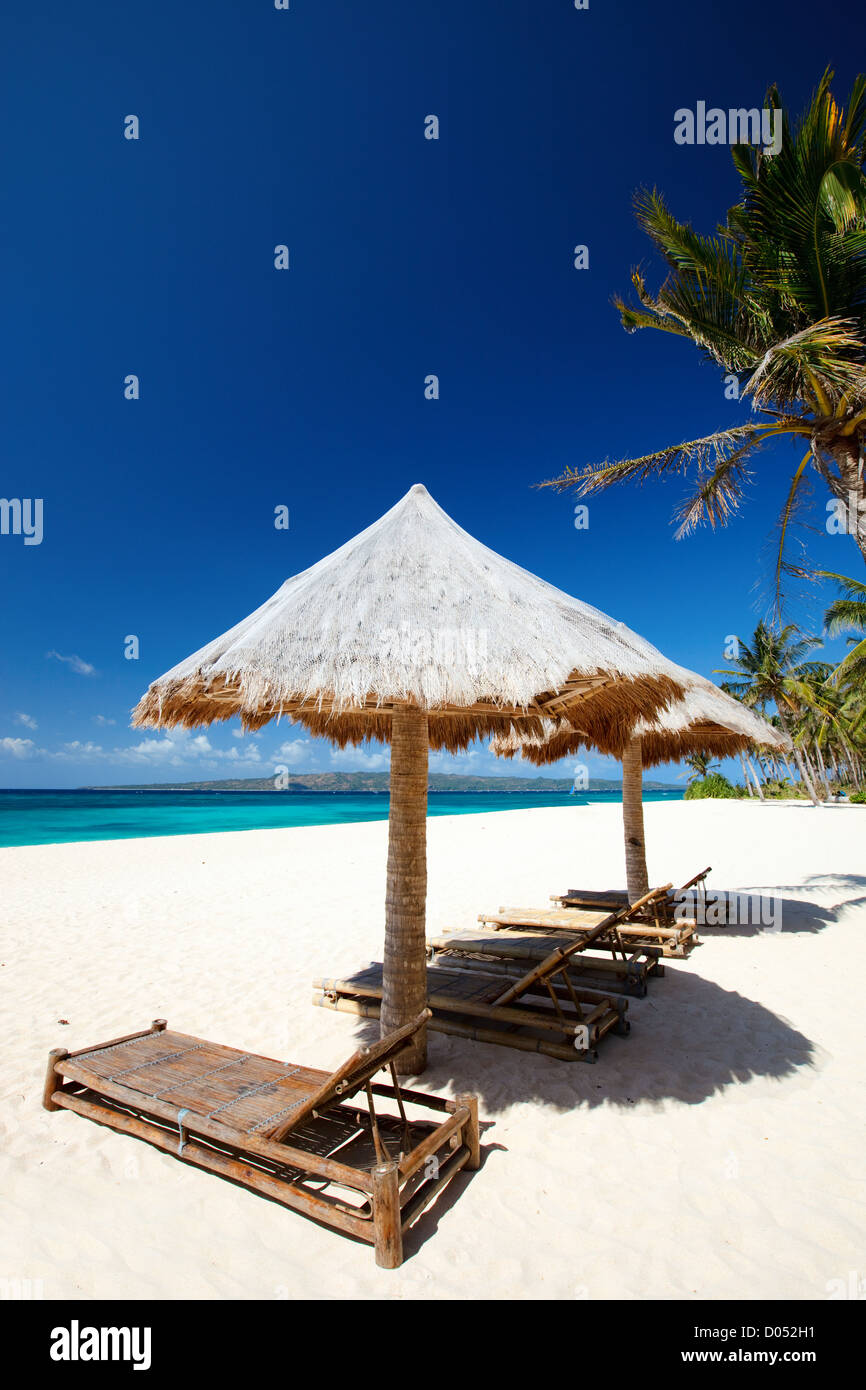Boracay vertical hi-res stock photography and images - Alamy