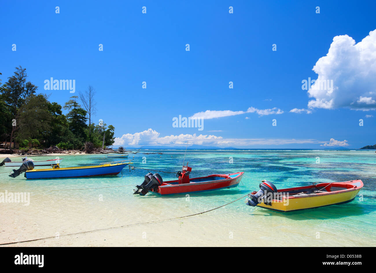 Colorful seychelles hi-res stock photography and images - Alamy