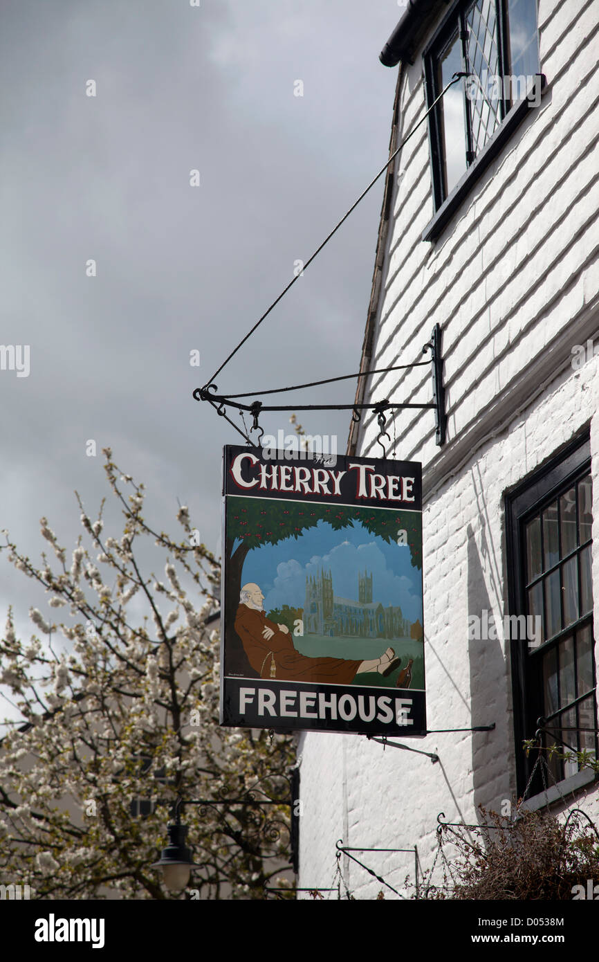 Cherry tree pub hi-res stock photography and images - Alamy