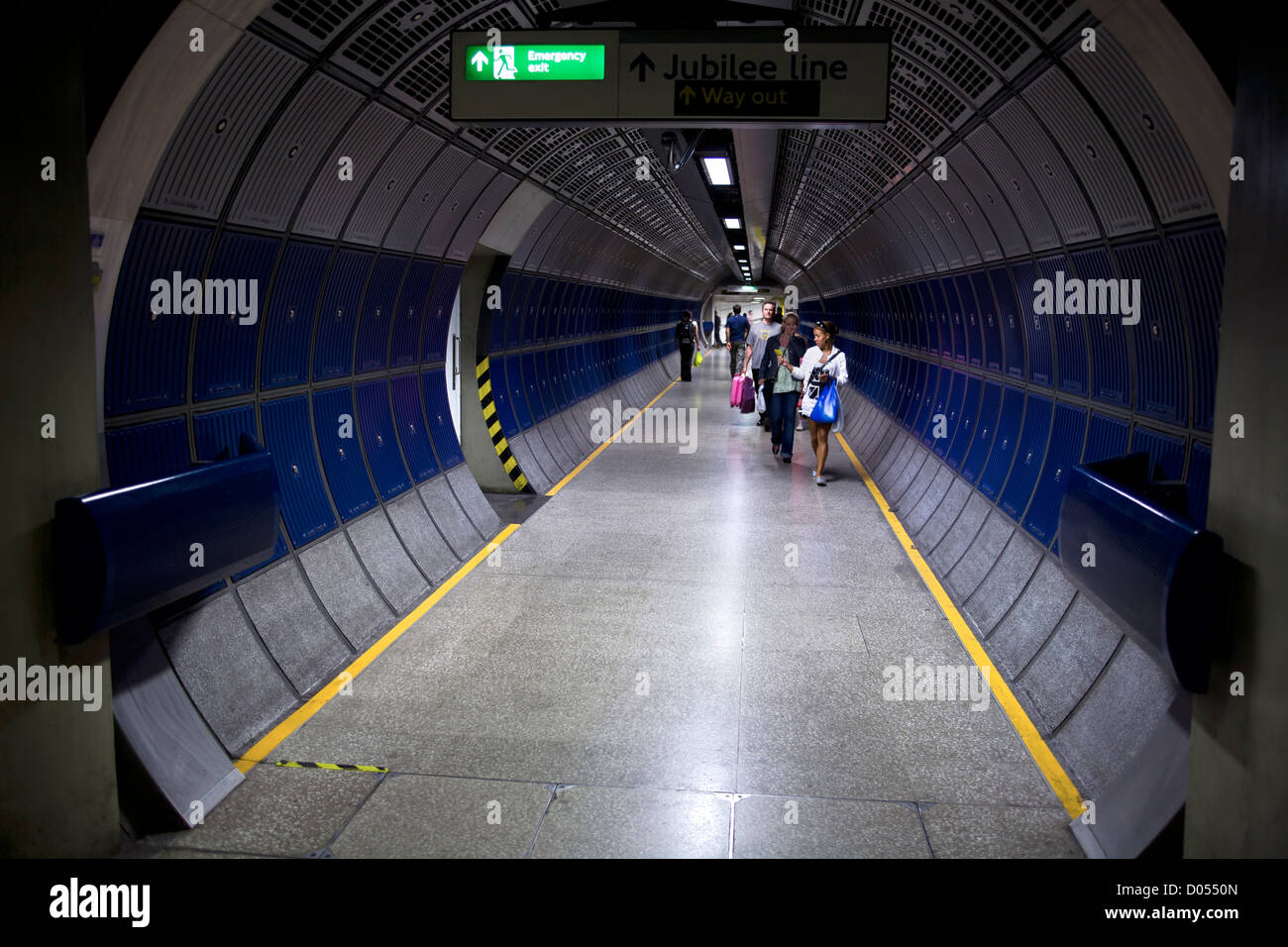 A long corridor in London subway Stock Photo - Alamy