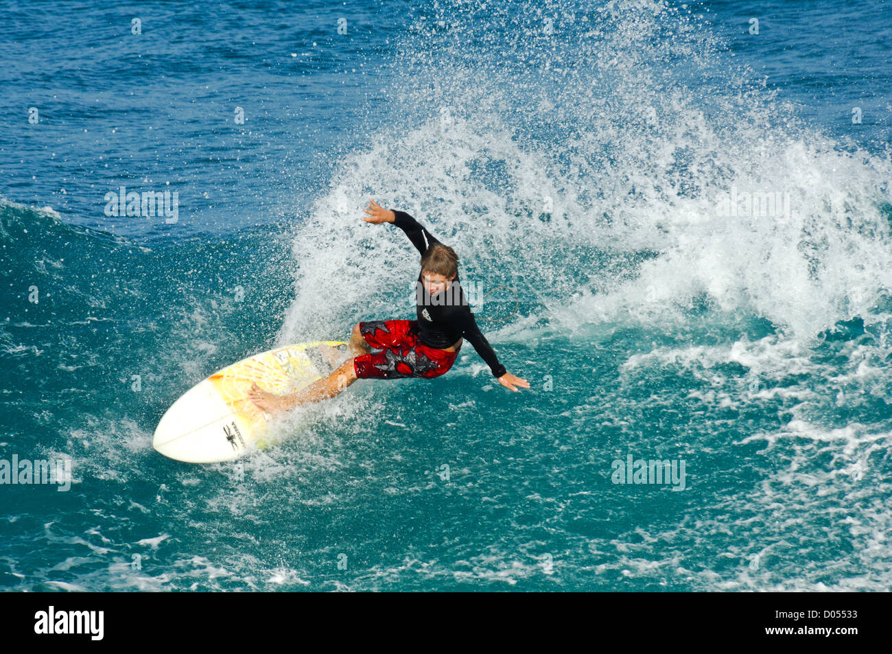 Man surfing at Honolua Bay, Maui Hawaii Stock Photo - Alamy