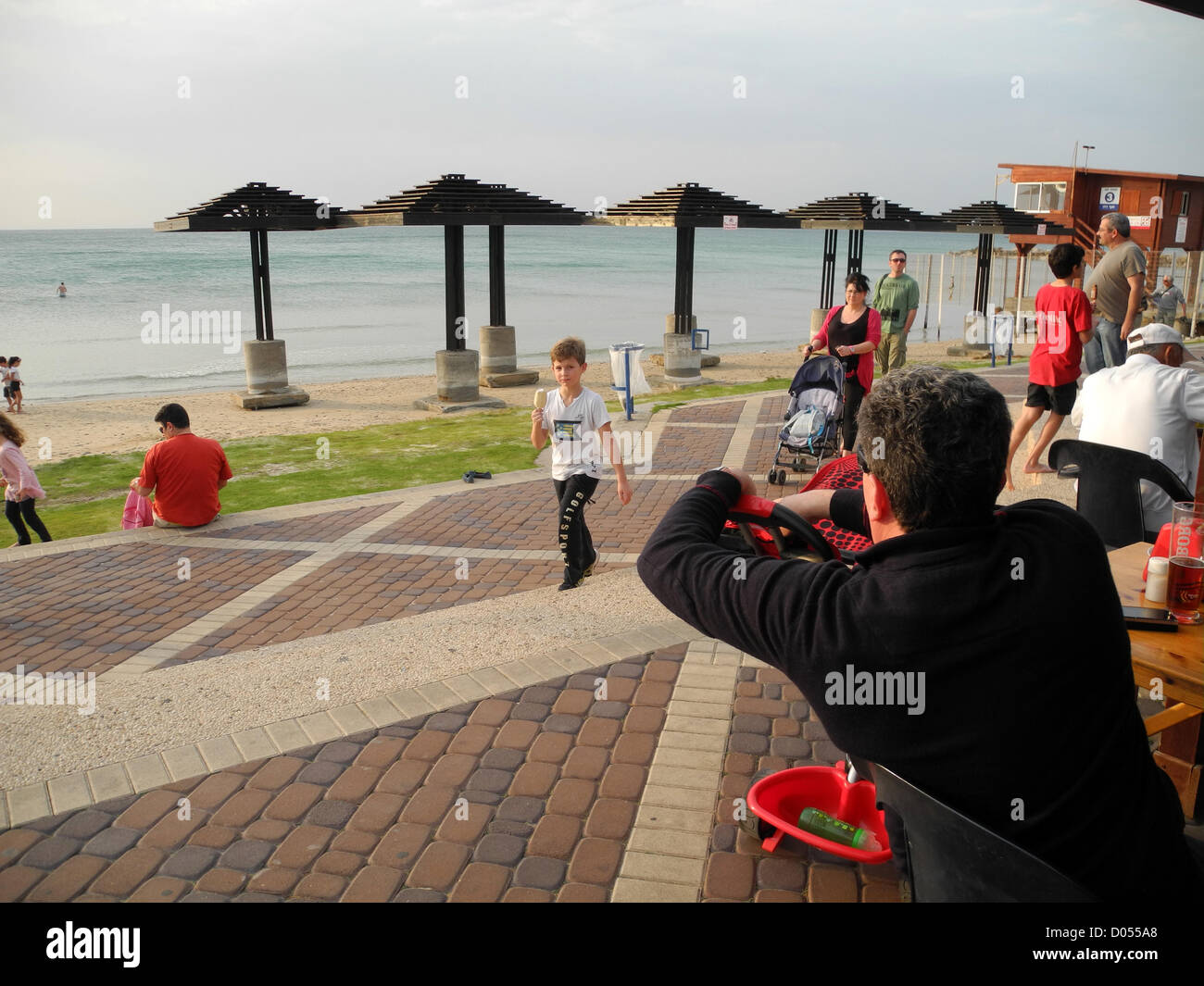 Israelies hi-res stock photography and images - Alamy