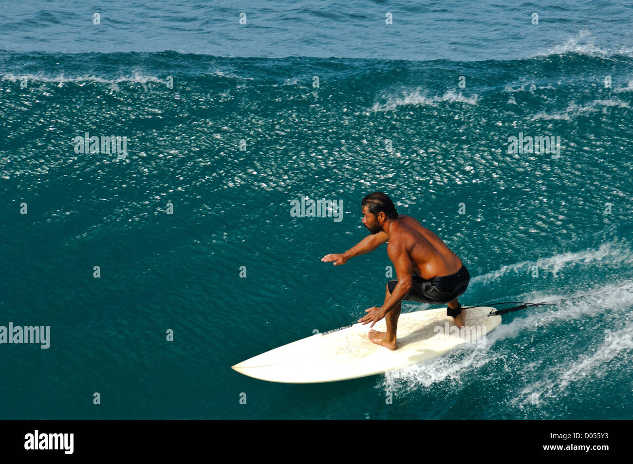 Man surfing at Honolua Bay, Maui Hawaii Stock Photo - Alamy