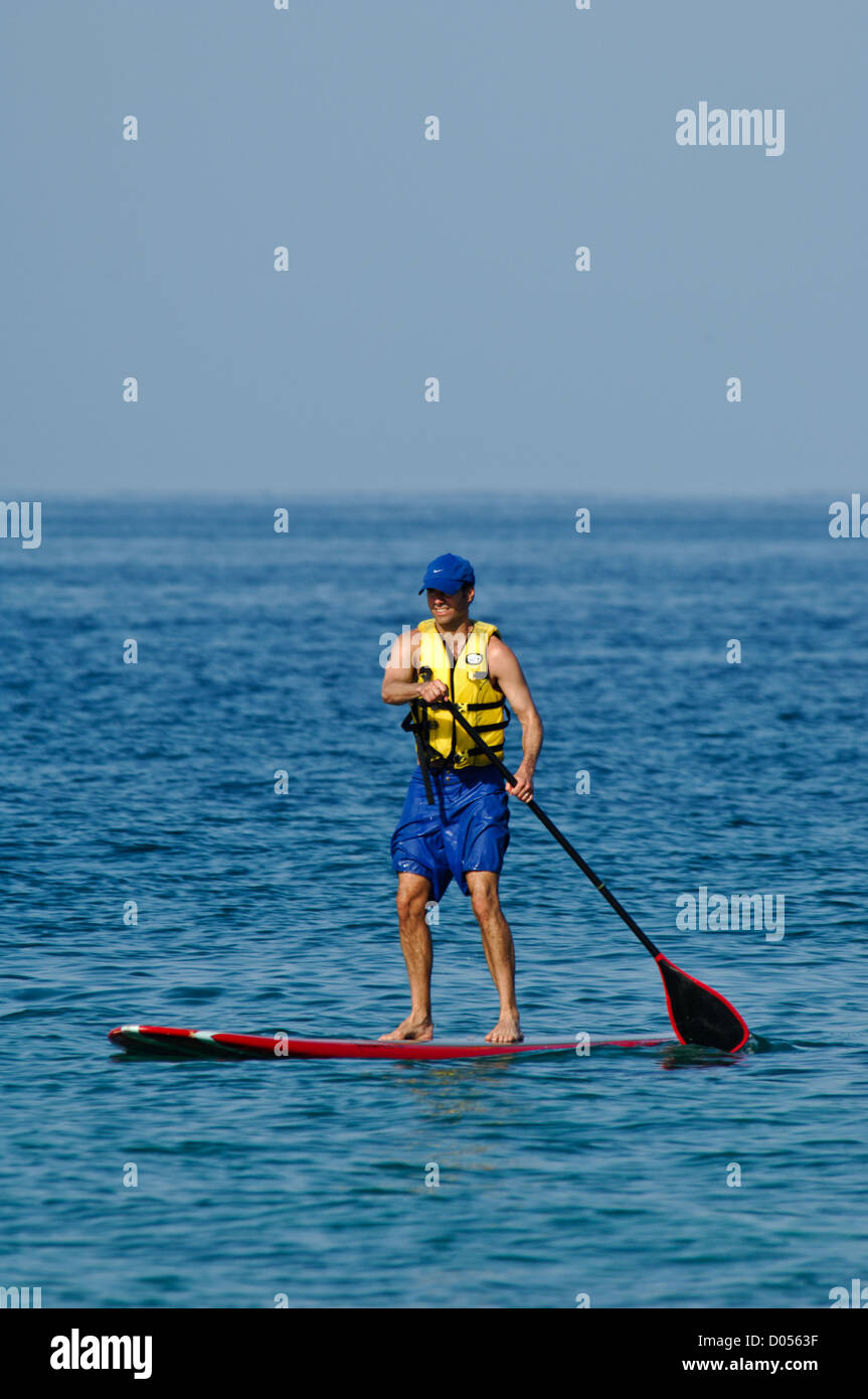 Man paddling a stand up paddle board Wailea Maui Hawaii Stock Photo - Alamy