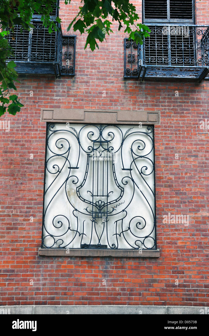 Beacon hill boston detail hi-res stock photography and images - Alamy