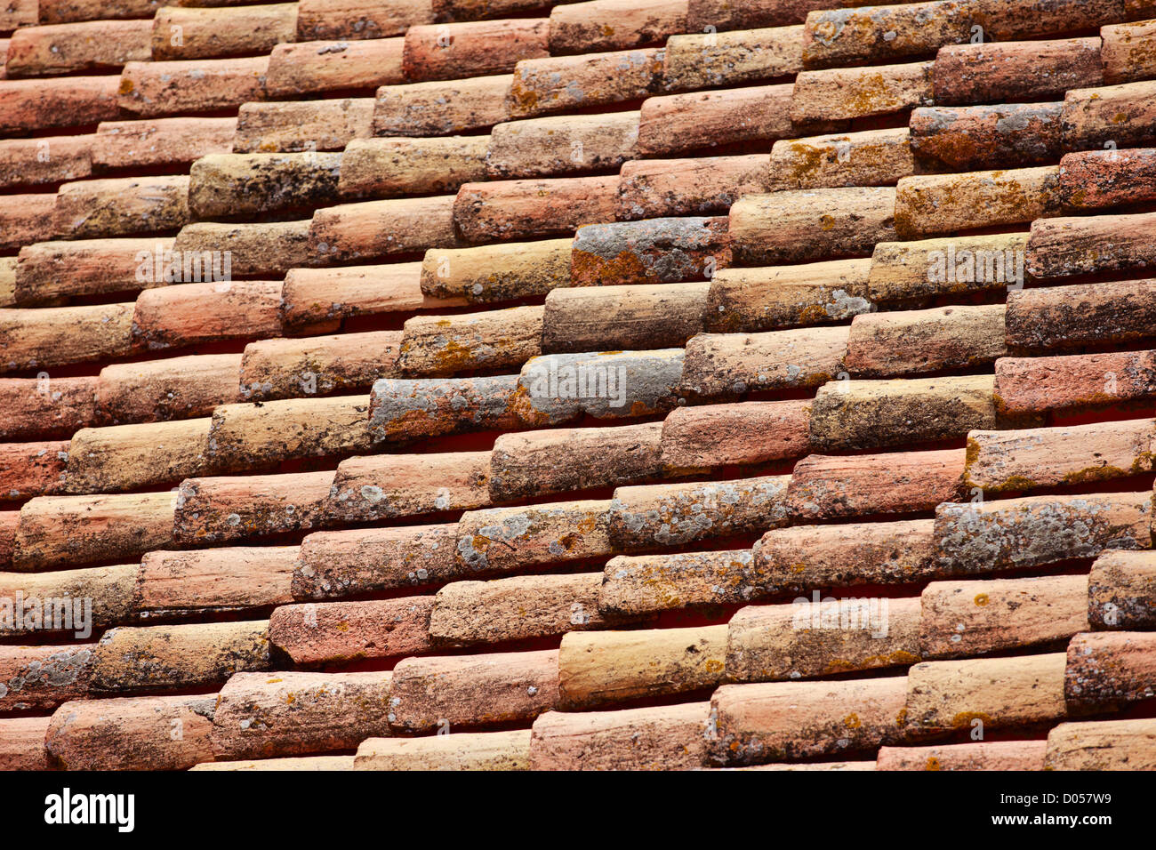 Red architectural tiles hi-res stock photography and images - Alamy