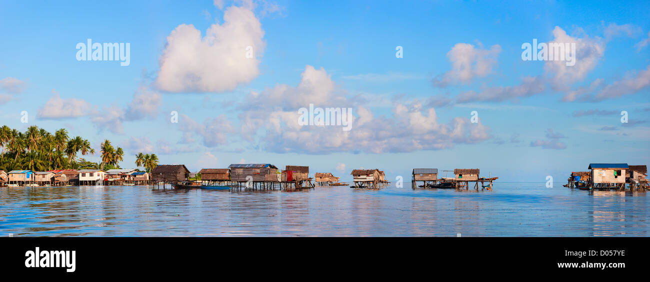 Sea gypsy village Stock Photo - Alamy