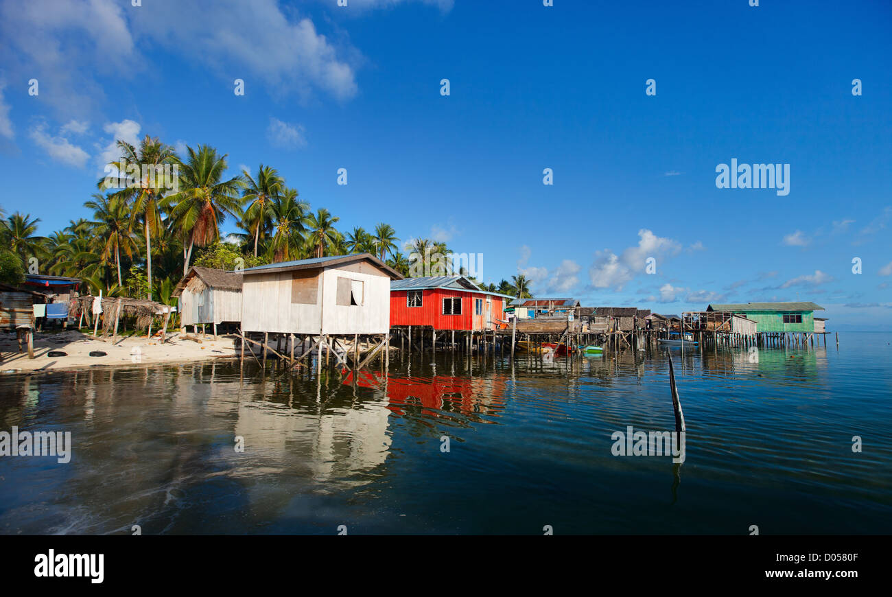 Sea gypsy village Stock Photo - Alamy