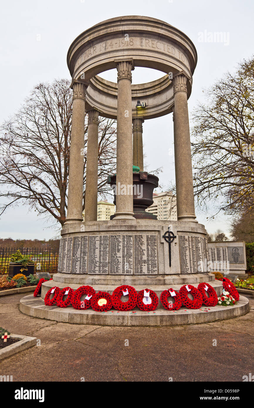 Poppy wreaths laid at the cenotaph in Coatbridge, North Lanarkshire ...