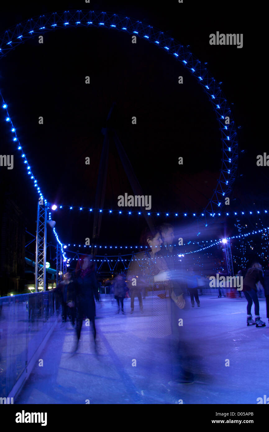 London, UK. 17th November 2012. The eyeskate London Eye Ice skating ...