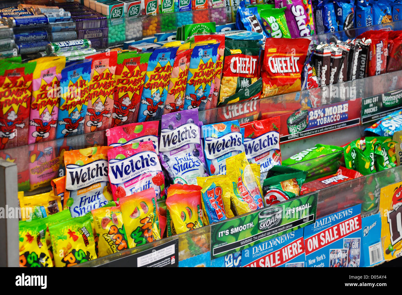 Snack kiosk hi-res stock photography and images - Alamy