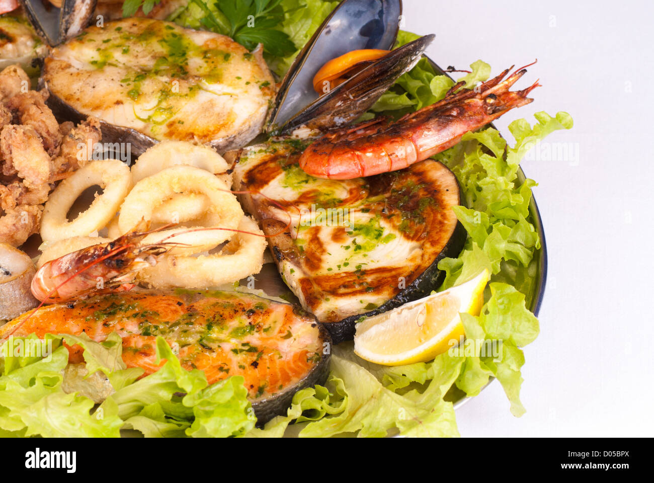 Assorted roast seafood fish spanish hi-res stock photography and images ...