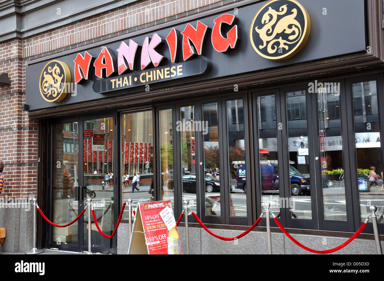 Nanking Thai and Chinese cuisine restaurant New York City, USA Stock ...