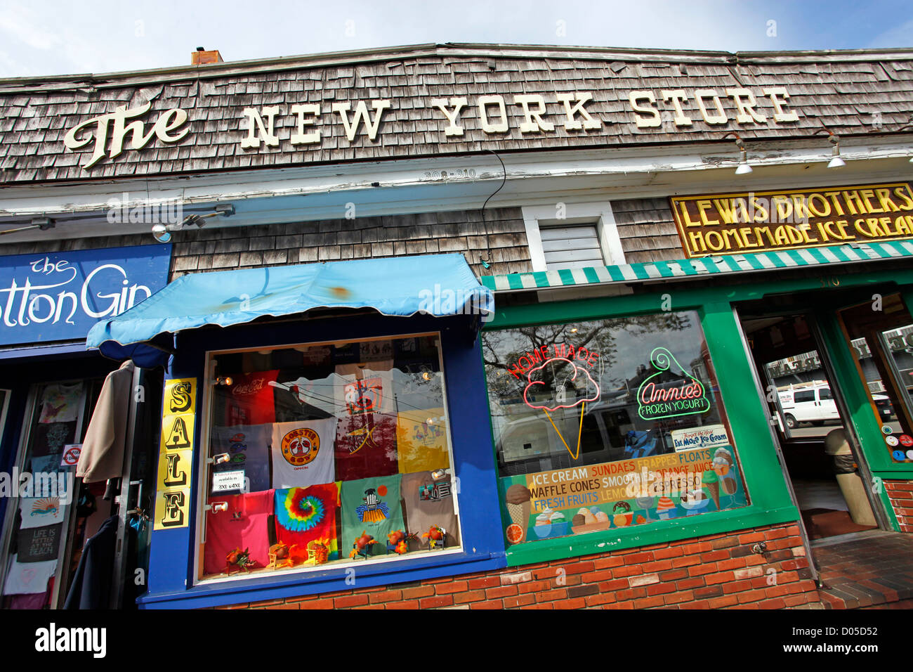 The New York store shop, Provincetown, Cape Cod, Massachusetts, America ...