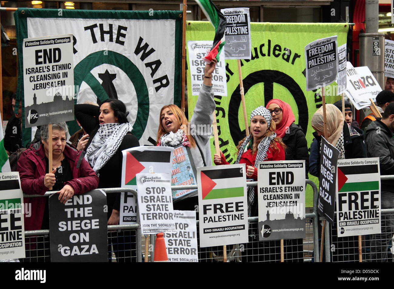 Saturday 17th November 2012, Israeli Embassy London protest. Around ...