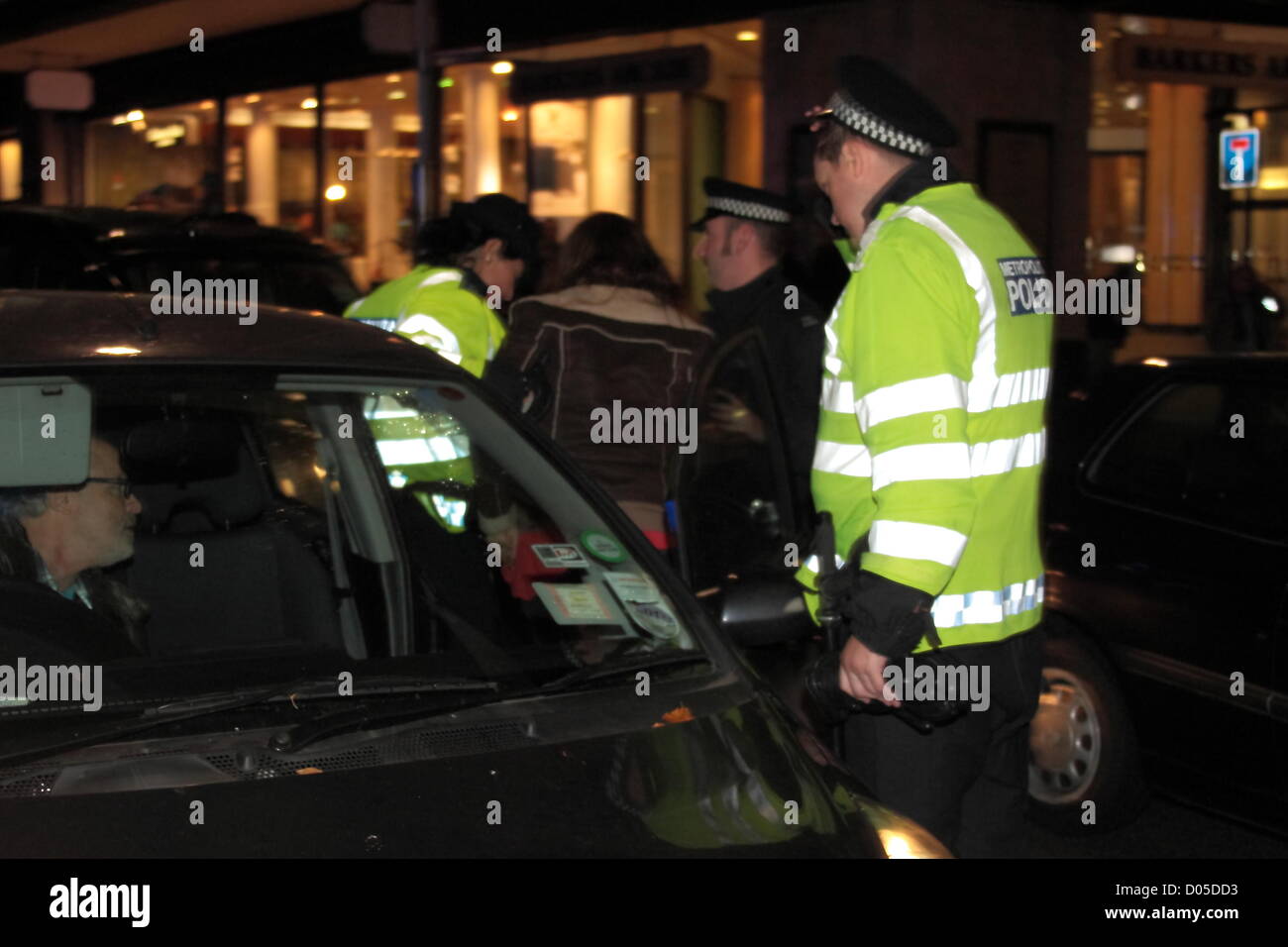 Saturday 17th November 2012, Israeli Embassy London protest. Around ...