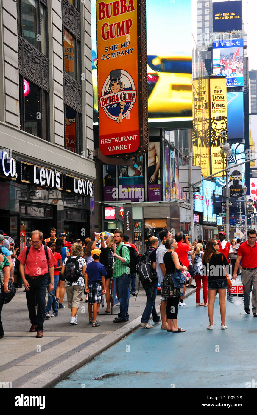 Busy street, New York City, USA Stock Photo - Alamy