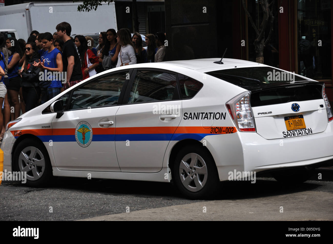 Sanitation services vehicle. New York City, USA Stock Photo - Alamy