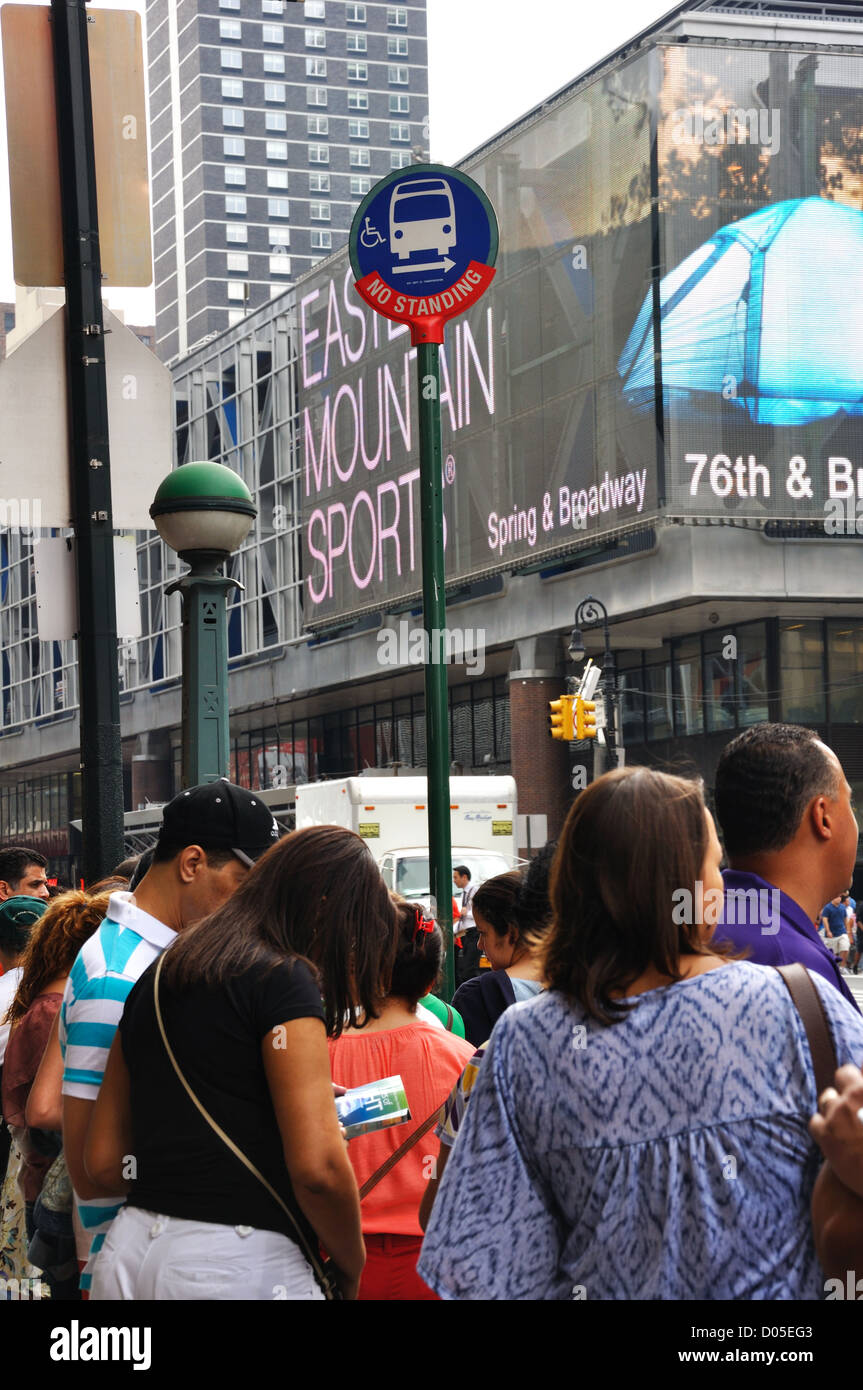 Bus stop, New York City, USA Stock Photo - Alamy