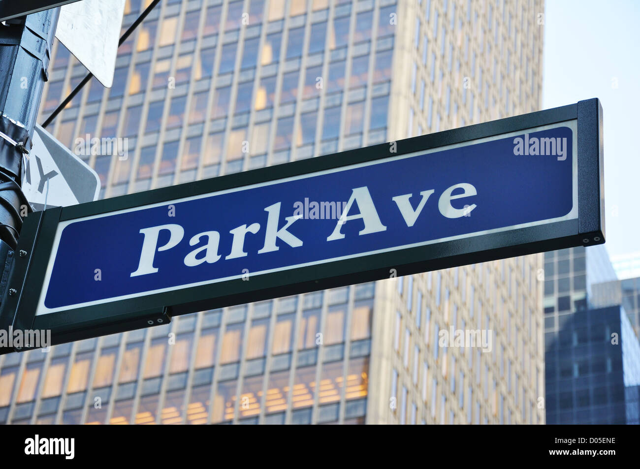 Park Avenue street sign, New York City, USA Stock Photo - Alamy