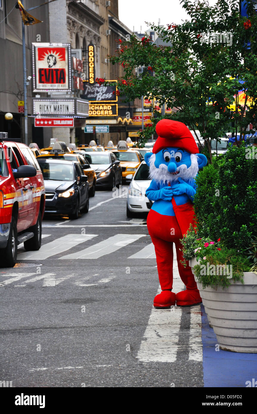 Smurf in Times Square New York City USA Stock Photo Alamy