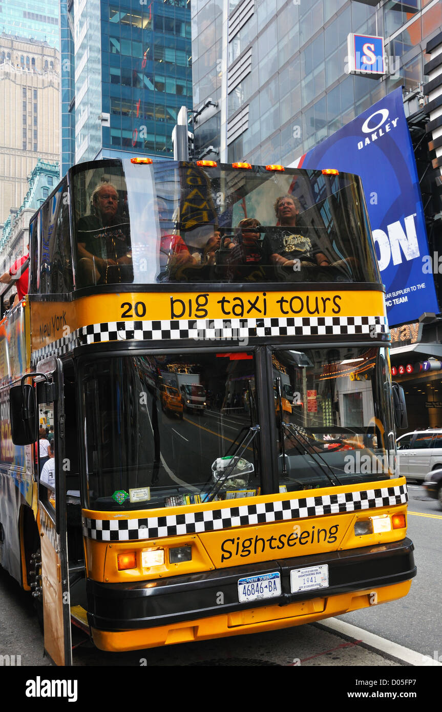 Sightseeing tour bus, New York City, USA Stock Photo - Alamy