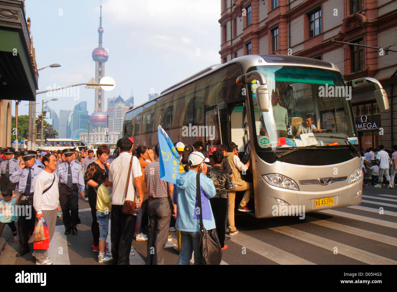 Shanghai Bus High Resolution Stock Photography and Images - Alamy