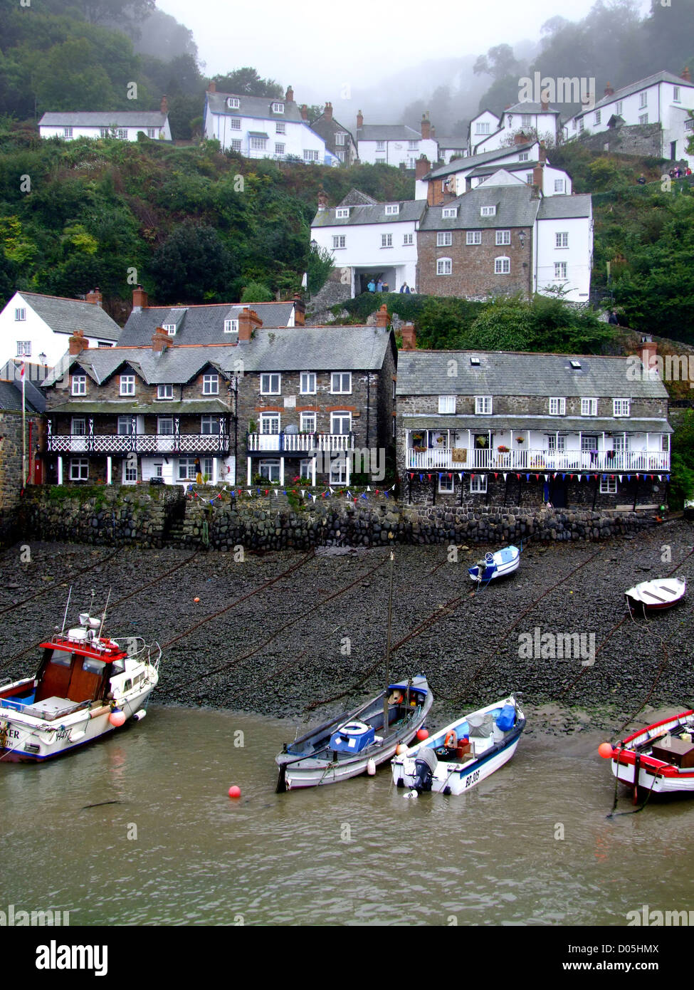 Mist village hi-res stock photography and images - Alamy