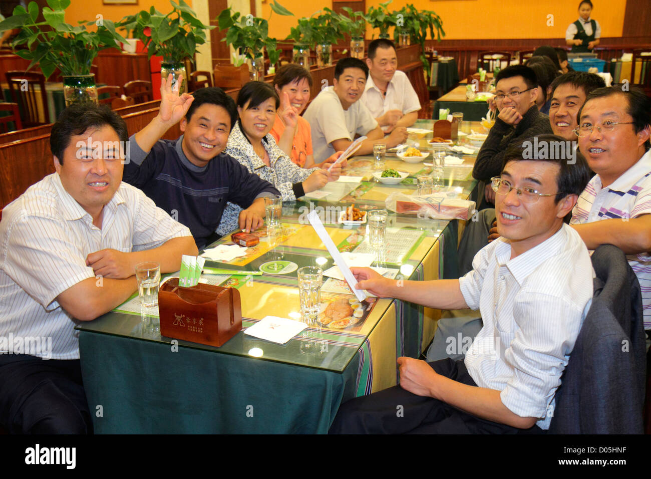 Shanghai cafe hi-res stock photography and images - Alamy