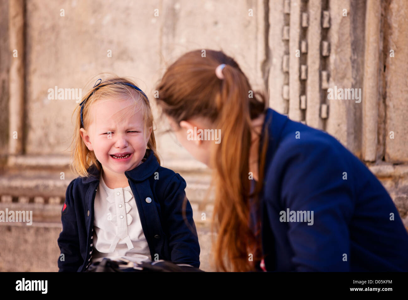 Little girl crying Stock Photo - Alamy