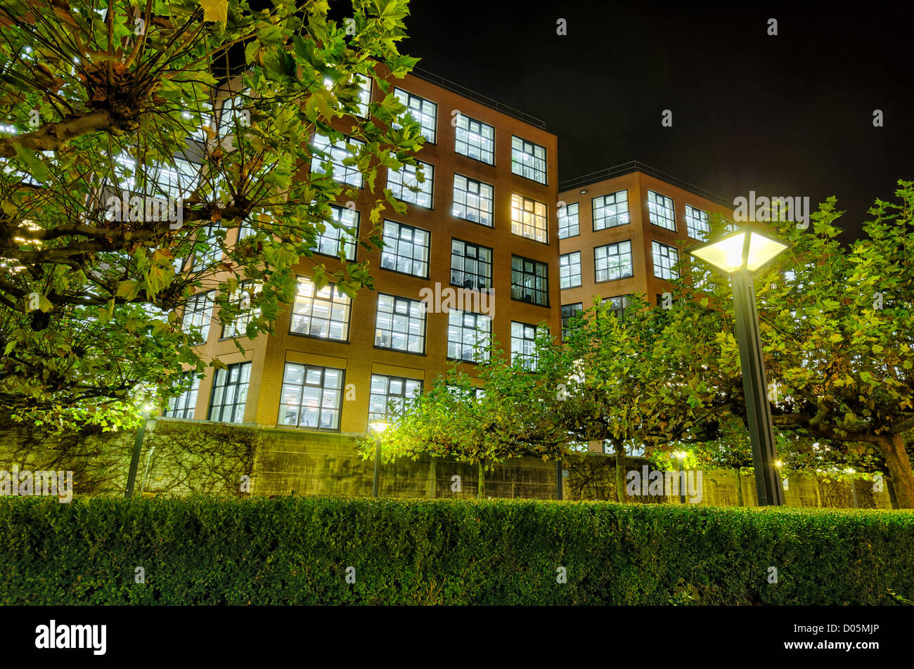 Modern zurich architecture hi-res stock photography and images - Alamy