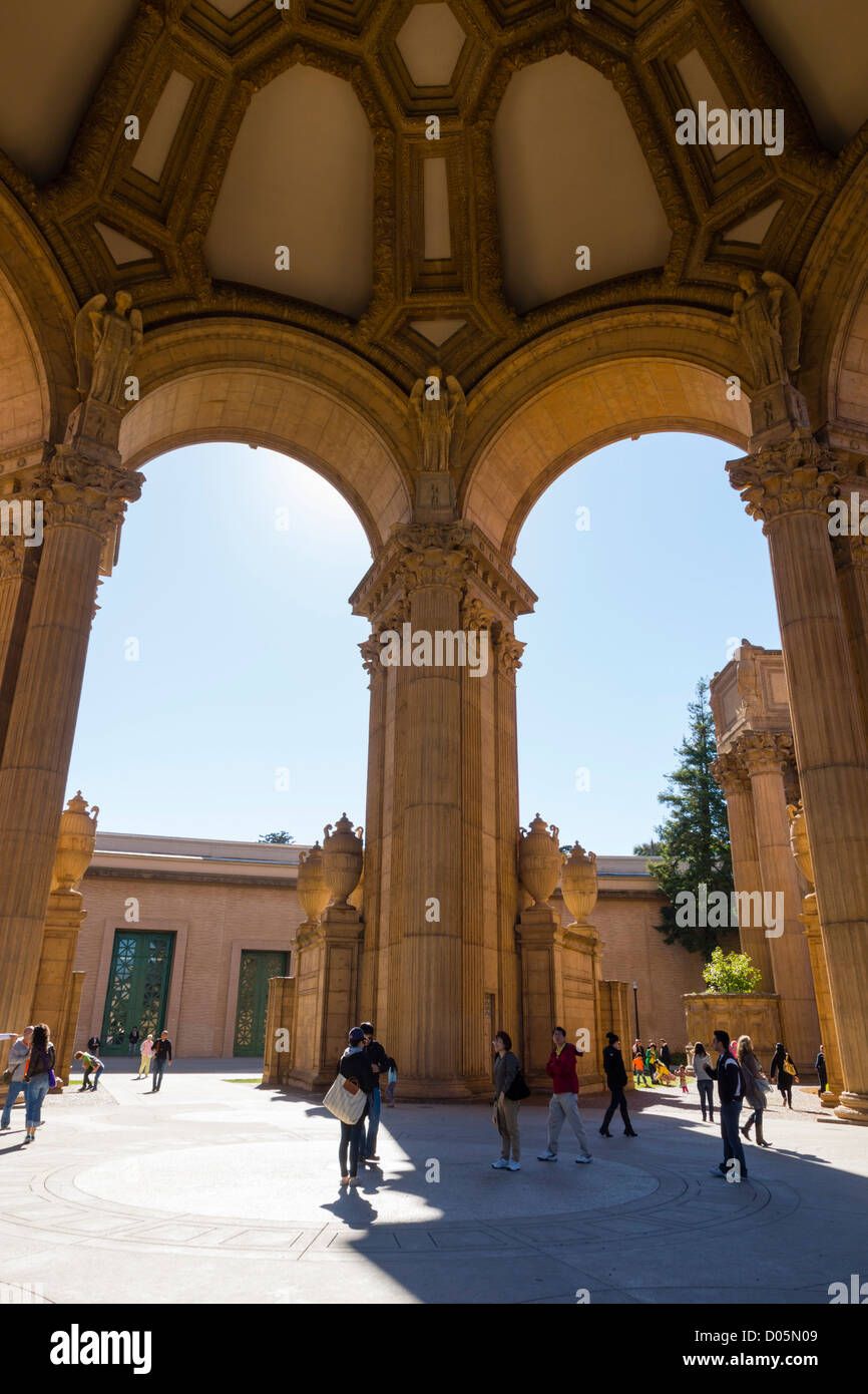 Pre ww1 architecture hi-res stock photography and images - Alamy