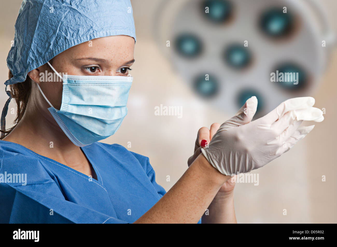 Female surgery hi-res stock photography and images - Alamy