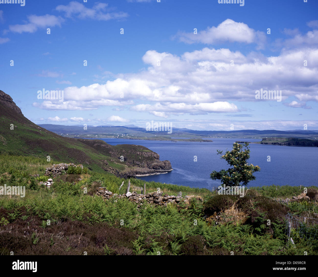 Duirinish loch bay hi-res stock photography and images - Alamy