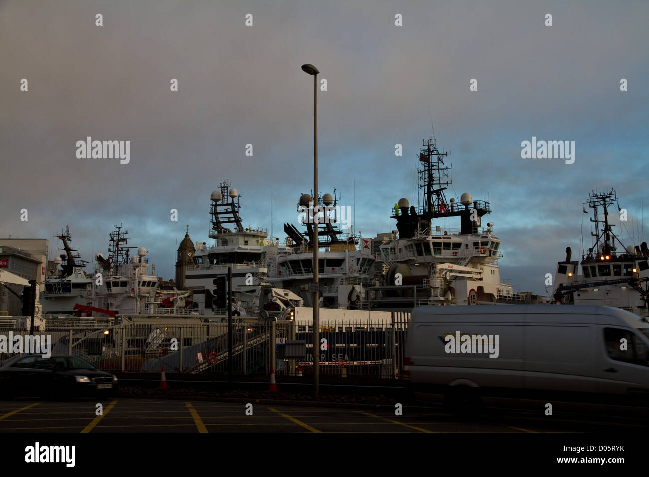 Aberdeen docks hi-res stock photography and images - Alamy