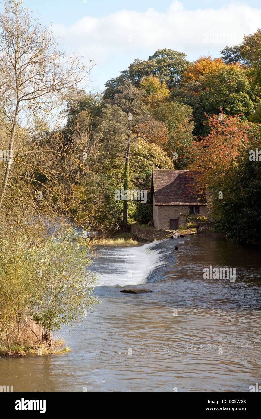 The "Horseshoe Weir" on the river Teme on the south side of Ludlow ...