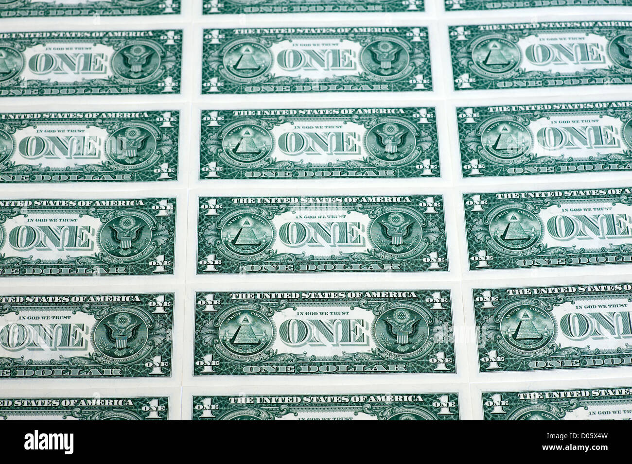 many one dollar bills side by side full frame Stock Photo - Alamy