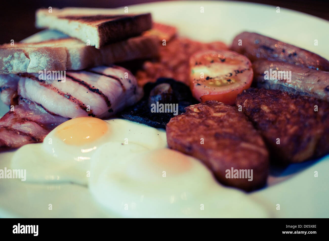 Traditional English cooked breakfast Stock Photo - Alamy
