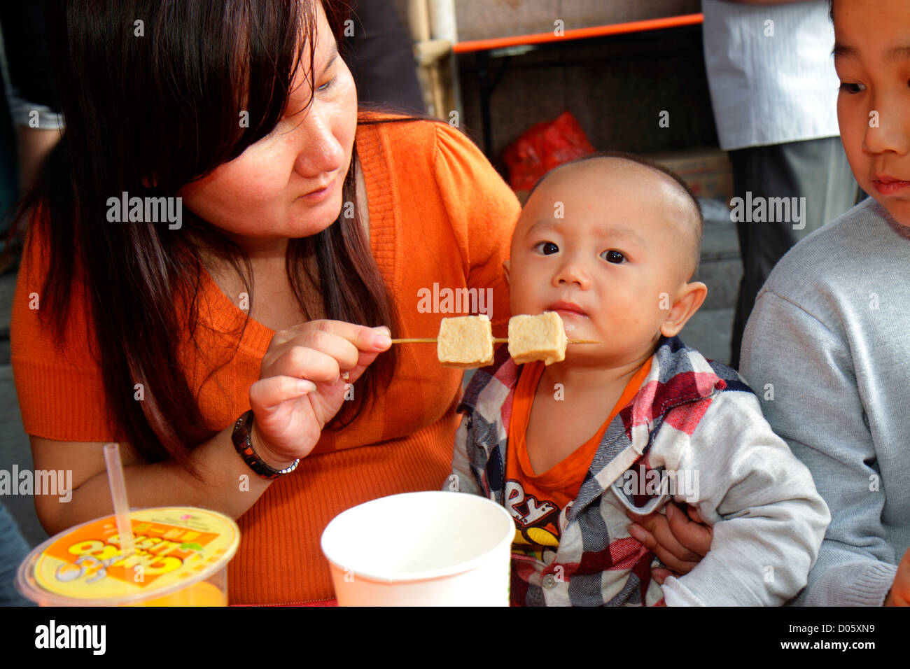 Group chinese babies hi-res stock photography and images - Alamy