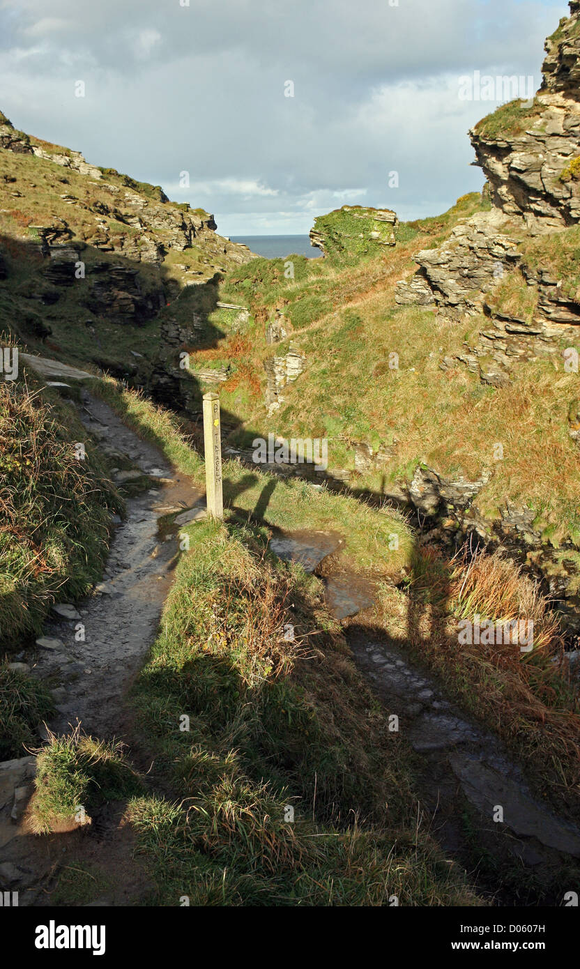 Rocky Valley near Bossiney Tintagel Cornwall England Stock Photo - Alamy
