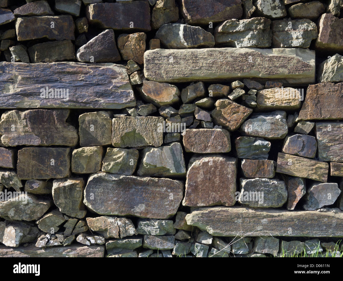 Drystane dyke hi-res stock photography and images - Alamy