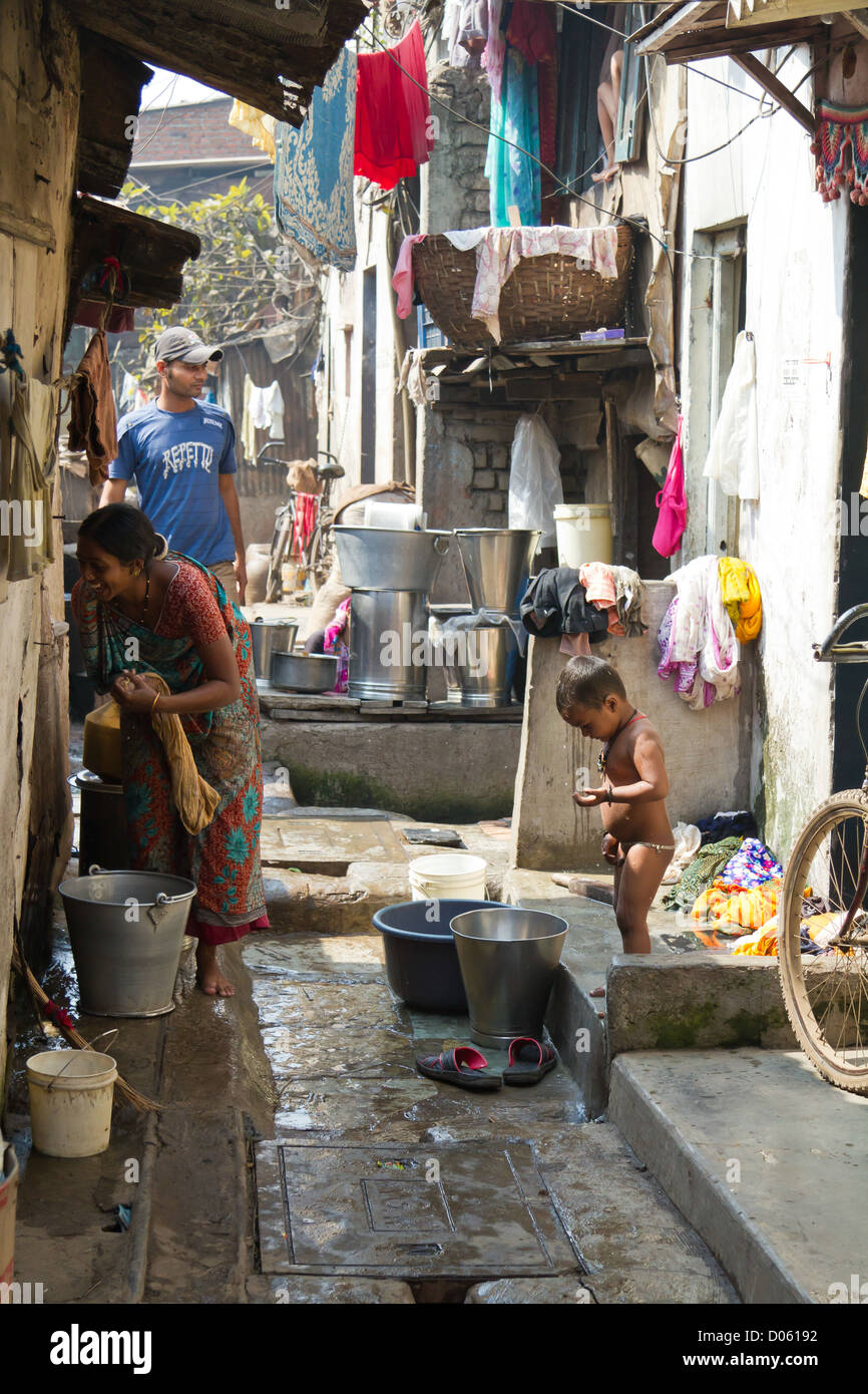 Narrow Street in the Dharavi Slum in Mumbai, India Stock Photo - Alamy