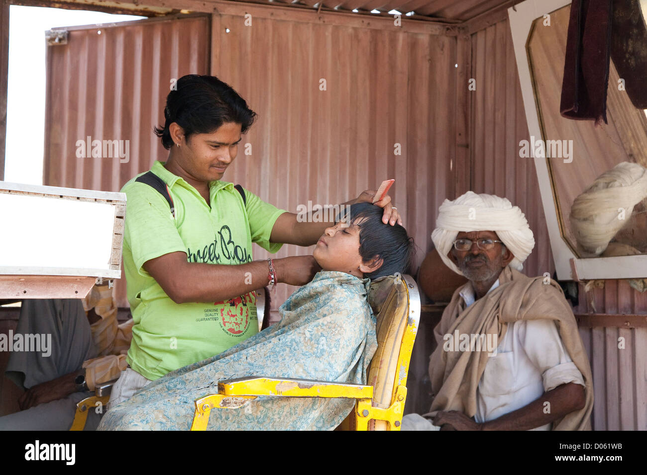 ^haircut rural ^barber hi-res stock photography and images - Alamy