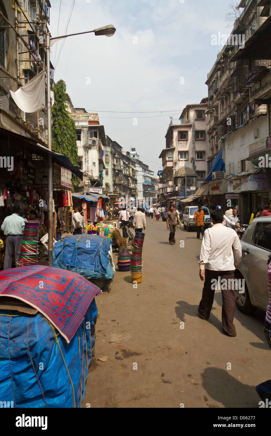 Typical Everyday Life in the Streets of Mumbai, India Stock Photo - Alamy
