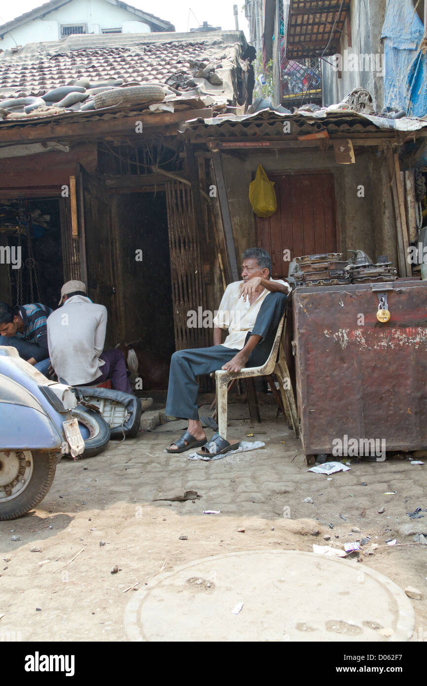 Typical Everyday Life in the Streets of Mumbai, India Stock Photo - Alamy