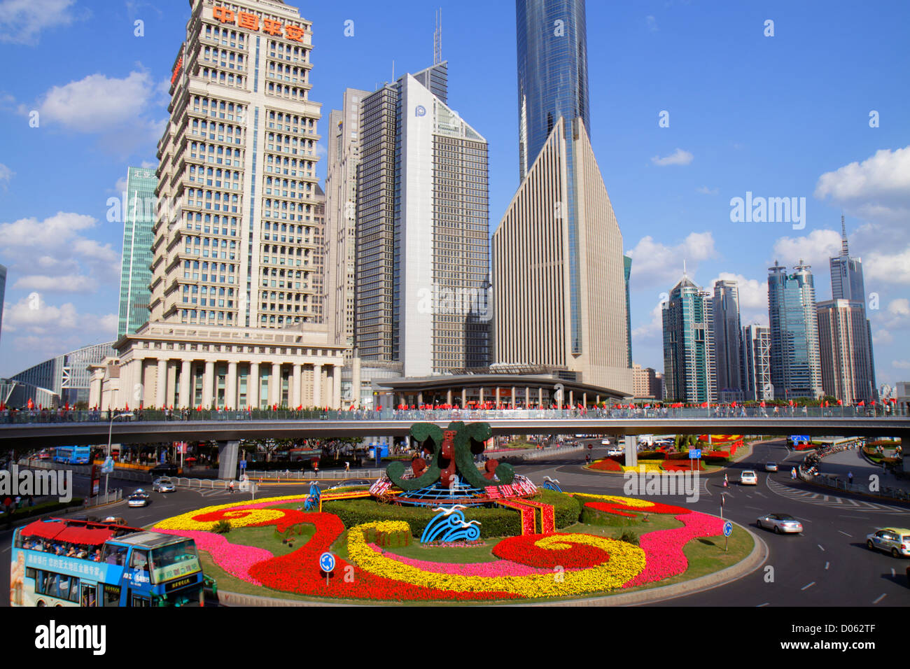 Lujiazui pedestrian bridge hi-res stock photography and images - Alamy