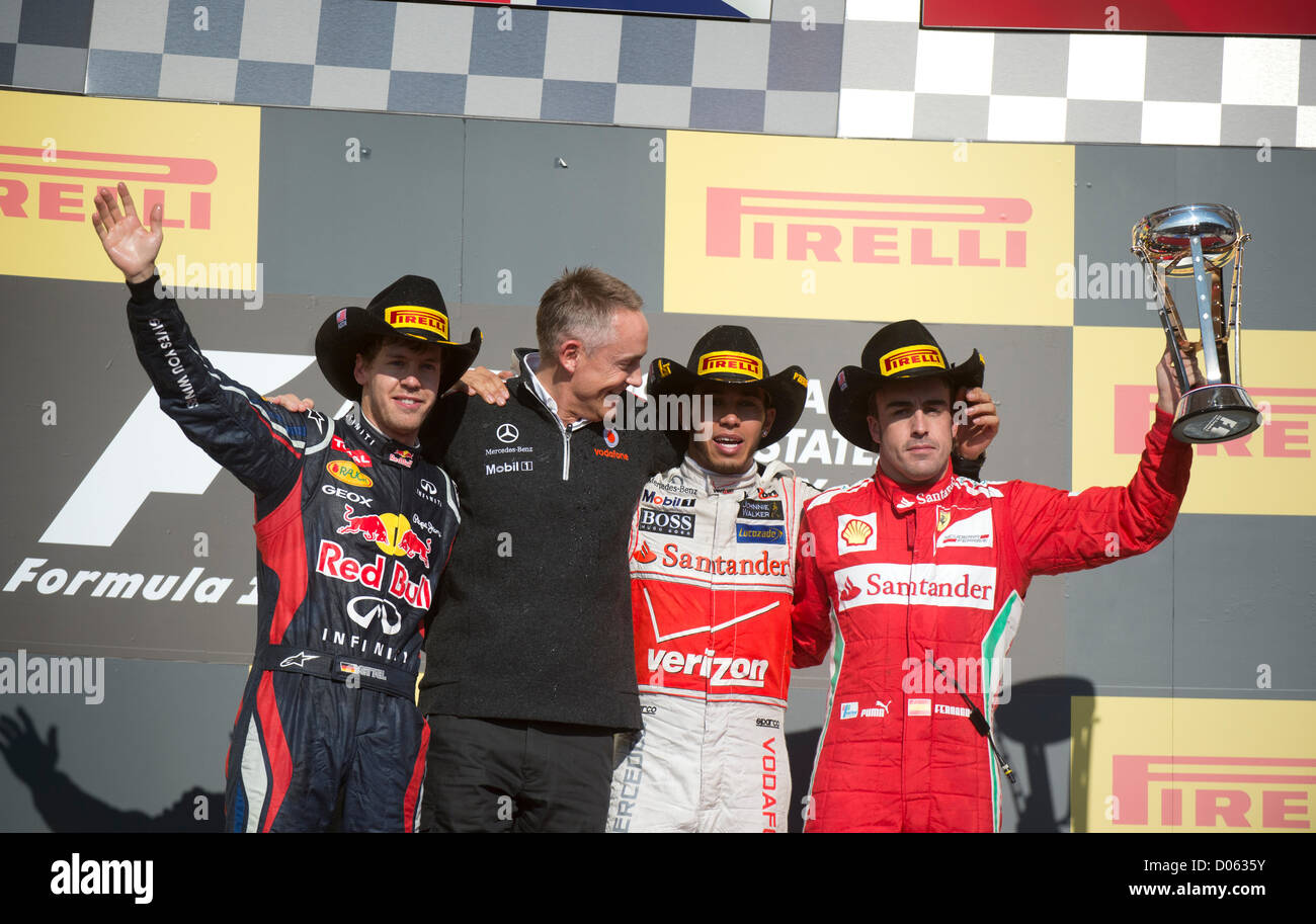 Lewis hamilton racing hi-res stock photography and images - Alamy