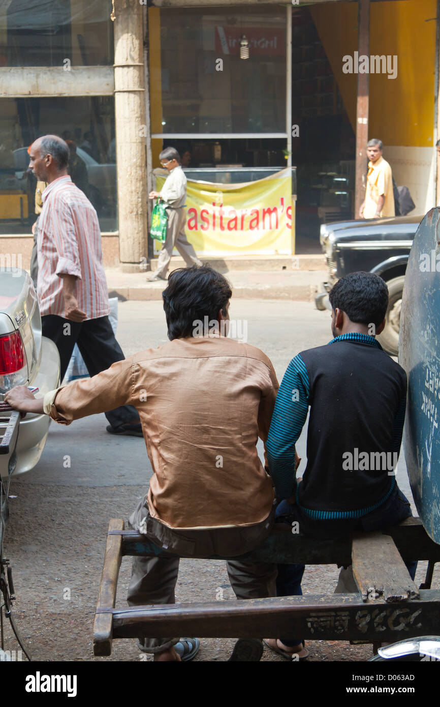 Typical Everyday Life in Mumbai, India Stock Photo - Alamy